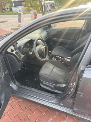 Pelēks Hyundai i30 2011 Viļņa, ar dzinēja tilpumu 1.59 L un nobraukumu 321 tūkst. km par 950 €, foto 10 vietnē AUTOMOTO.COM.LV