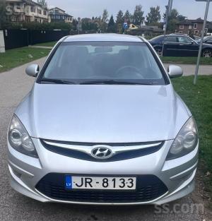 Серый Хендай i30 2011 в Рига, объемом двигателя 1.40 л и пробегом 322 тыс. км за 1500 €, фото  на AUTOMOTO.COM.LV