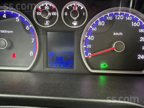 Grey Hyundai i30 2011 in Riga, with an engine capacity of 1.40 L and mileage of 322 thousand km for 1500 €, photo 5 on AUTOMOTO.COM.LV