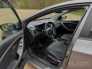 Серый Хендай i30 2012 в Лиепая, объемом двигателя 1.40 л и пробегом 286 тыс. км за 3200 €, фото 9 на AUTOMOTO.COM.LV