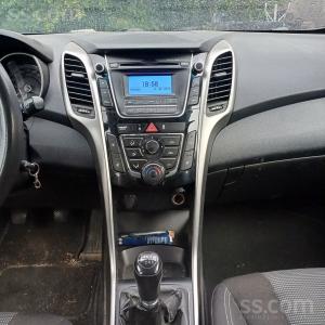 Pelēks Hyundai i30 2012 Ogre, ar dzinēja tilpumu 1.40 L un nobraukumu 260 tūkst. km par 2999 €, foto 9 vietnē AUTOMOTO.COM.LV