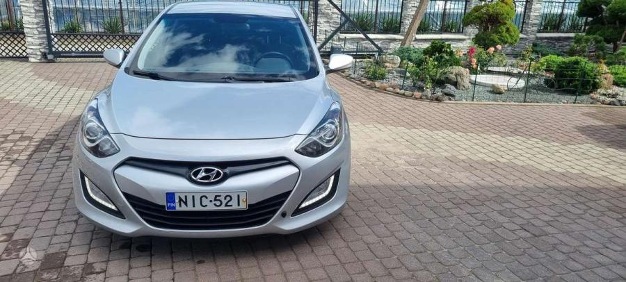 Pelēks Hyundai i30 2012 Šauļi, ar dzinēja tilpumu 1.40 L un nobraukumu 198 tūkst. km par 4450 €, foto 1 vietnē AUTOMOTO.COM.LV