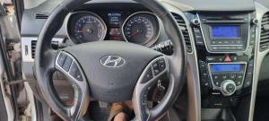 Pelēks Hyundai i30 2012 Šauļi, ar dzinēja tilpumu 1.40 L un nobraukumu 198 tūkst. km par 4450 €, foto 8 vietnē AUTOMOTO.COM.LV