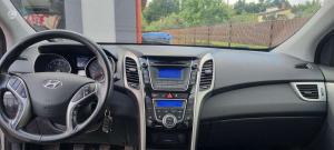 Grey Hyundai i30 2012 in Siauliai, with an engine capacity of 1.40 L and mileage of 198 thousand km for 4222 €, photo 9 on AUTOMOTO.COM.LV