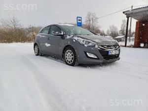 Grey Hyundai i30 2013 in Rezekne, with an engine capacity of 1.60 L and mileage of 420 thousand km for 2850 €, photo 8 on AUTOMOTO.COM.LV