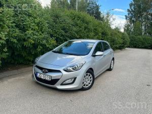 Pelēks Hyundai i30 2013 Rīga, ar dzinēja tilpumu 1.40 L un nobraukumu 251 tūkst. km par 3100 €, foto  vietnē AUTOMOTO.COM.LV