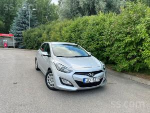 Серый Хендай i30 2013 в Рига, объемом двигателя 1.40 л и пробегом 251 тыс. км за 3100 €, фото 3 на AUTOMOTO.COM.LV