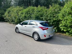 Серый Хендай i30 2013 в Рига, объемом двигателя 1.40 л и пробегом 251 тыс. км за 3100 €, фото 7 на AUTOMOTO.COM.LV