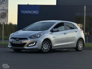 Pelēks Hyundai i30 2013 Viļņa, ar dzinēja tilpumu 1.60 L un nobraukumu 281 tūkst. km par 3700 €, foto  vietnē AUTOMOTO.COM.LV