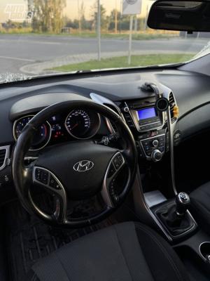 Grey Hyundai i30 2013 in Vilnius, with an engine capacity of 1.60 L and mileage of 281 thousand km for 3700 €, photo 15 on AUTOMOTO.COM.LV