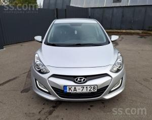 Pelēks Hyundai i30 2013 Rīga, ar dzinēja tilpumu 1.40 L un nobraukumu 0 tūkst. km par 2650 €, foto  vietnē AUTOMOTO.COM.LV