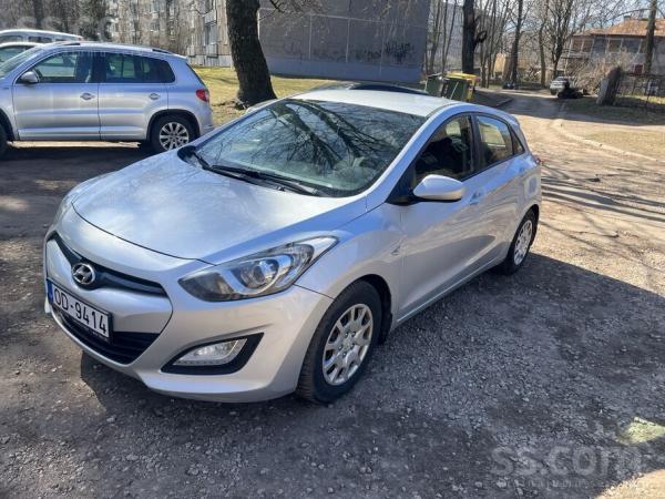Серый Хендай i30 2014 в Рига, объемом двигателя 1.40 л и пробегом 342 тыс. км за 3500 €, фото 1 на AUTOMOTO.COM.LV