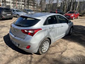 Pelēks Hyundai i30 2014 Rīga, ar dzinēja tilpumu 1.40 L un nobraukumu 342 tūkst. km par 3500 €, foto 12 vietnē AUTOMOTO.COM.LV