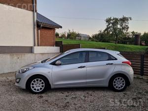 Серый Хендай i30 2014 в Валмиера, объемом двигателя 1.40 л и пробегом 297 тыс. км за 2800 €, фото 7 на AUTOMOTO.COM.LV