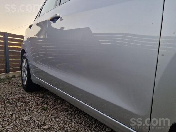 Хендай i30 2014 в Валмиера на AUTOMOTO.COM.LV Серый Хендай i30 2014 в Валмиера, объемом двигателя 1.40 л и пробегом 297 тыс. км за 2800 €, фото 9 на AUTOMOTO.COM.LV