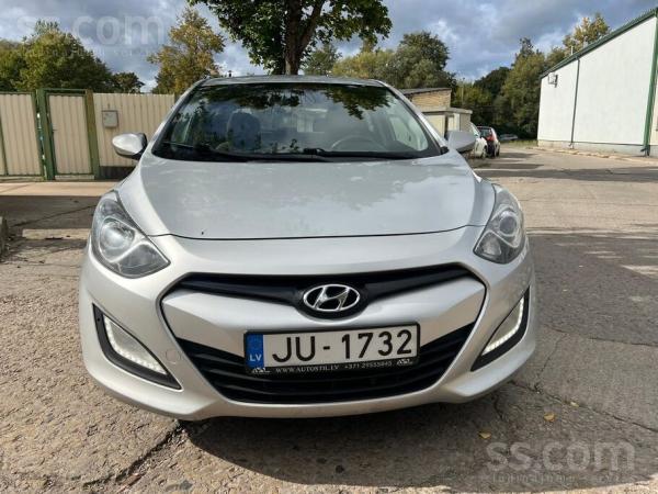 Хендай i30 2014 в Рига на AUTOMOTO.COM.LV Серый Хендай i30 2014 в Рига, объемом двигателя 1.40 л и пробегом 327 тыс. км за 2700 €, фото 3 на AUTOMOTO.COM.LV