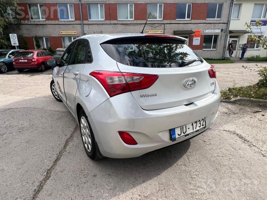Серый Хендай i30 2014 в Рига, объемом двигателя 1.40 л и пробегом 327 тыс. км за 2700 €, фото 6 на AUTOMOTO.COM.LV