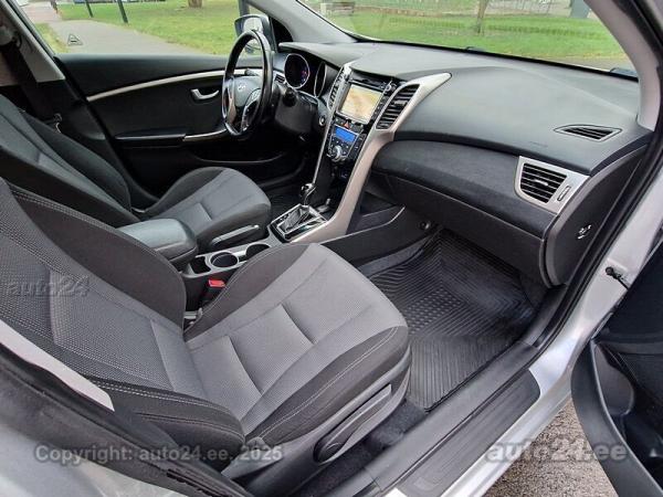 Серый Хендай i30 2015 в Таллин, объемом двигателя 1.60 л и пробегом 126 тыс. км за 7790 €, фото 11 на AUTOMOTO.COM.LV