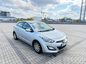 Pelēks Hyundai i30 2015 Rīga, ar dzinēja tilpumu 1.40 L un nobraukumu 225 tūkst. km par 3000 €, foto 3 vietnē AUTOMOTO.COM.LV