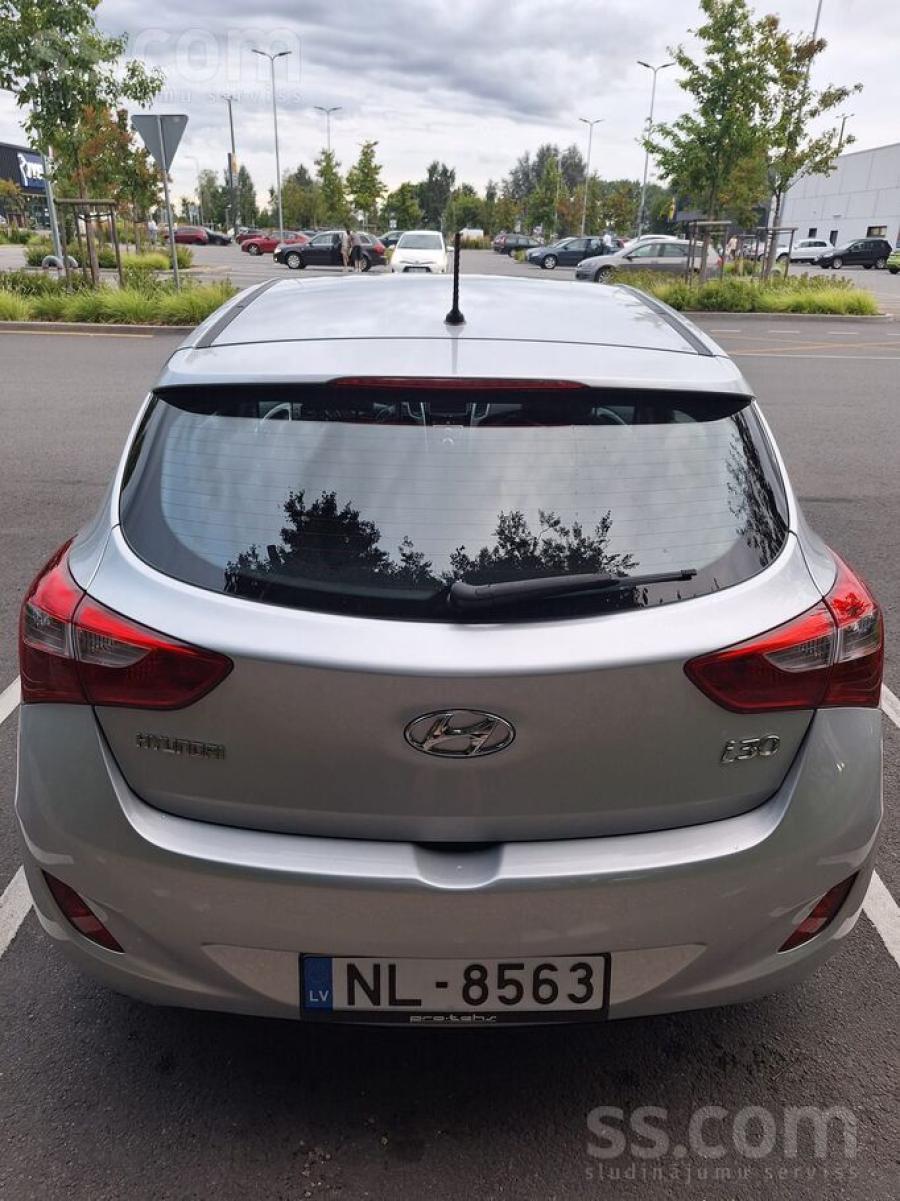 Серый Хендай i30 2015 в Рига, объемом двигателя 1.40 л и пробегом 180 тыс. км за 4190 €, фото 7 на AUTOMOTO.COM.LV