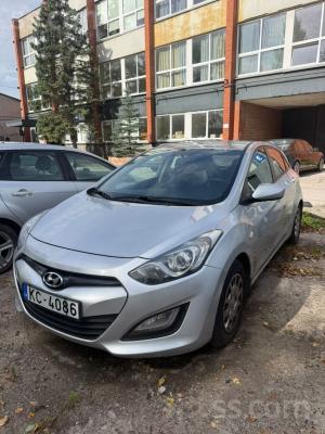Серый Хендай i30 2015 в Рига, объемом двигателя 1.40 л и пробегом 230 тыс. км за 1500 €, фото  на AUTOMOTO.COM.LV