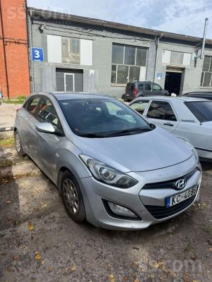 Серый Хендай i30 2015 в Рига, объемом двигателя 1.40 л и пробегом 230 тыс. км за 1500 €, фото 5 на AUTOMOTO.COM.LV