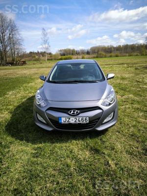 Pelēks Hyundai i30 2015 Preiļi, ar dzinēja tilpumu 1.40 L un nobraukumu 319 tūkst. km par 3100 €, foto 3 vietnē AUTOMOTO.COM.LV