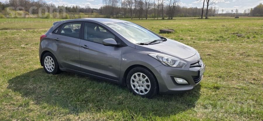 Pelēks Hyundai i30 2015 Preiļi, ar dzinēja tilpumu 1.40 L un nobraukumu 319 tūkst. km par 3100 €, foto 6 vietnē AUTOMOTO.COM.LV