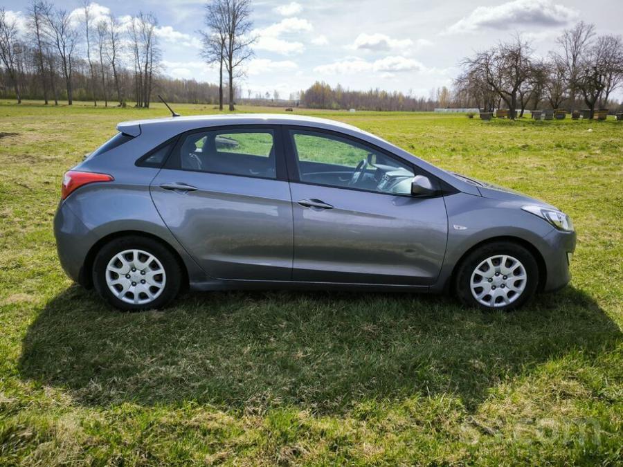 Pelēks Hyundai i30 2015 Preiļi, ar dzinēja tilpumu 1.40 L un nobraukumu 319 tūkst. km par 3100 €, foto 9 vietnē AUTOMOTO.COM.LV