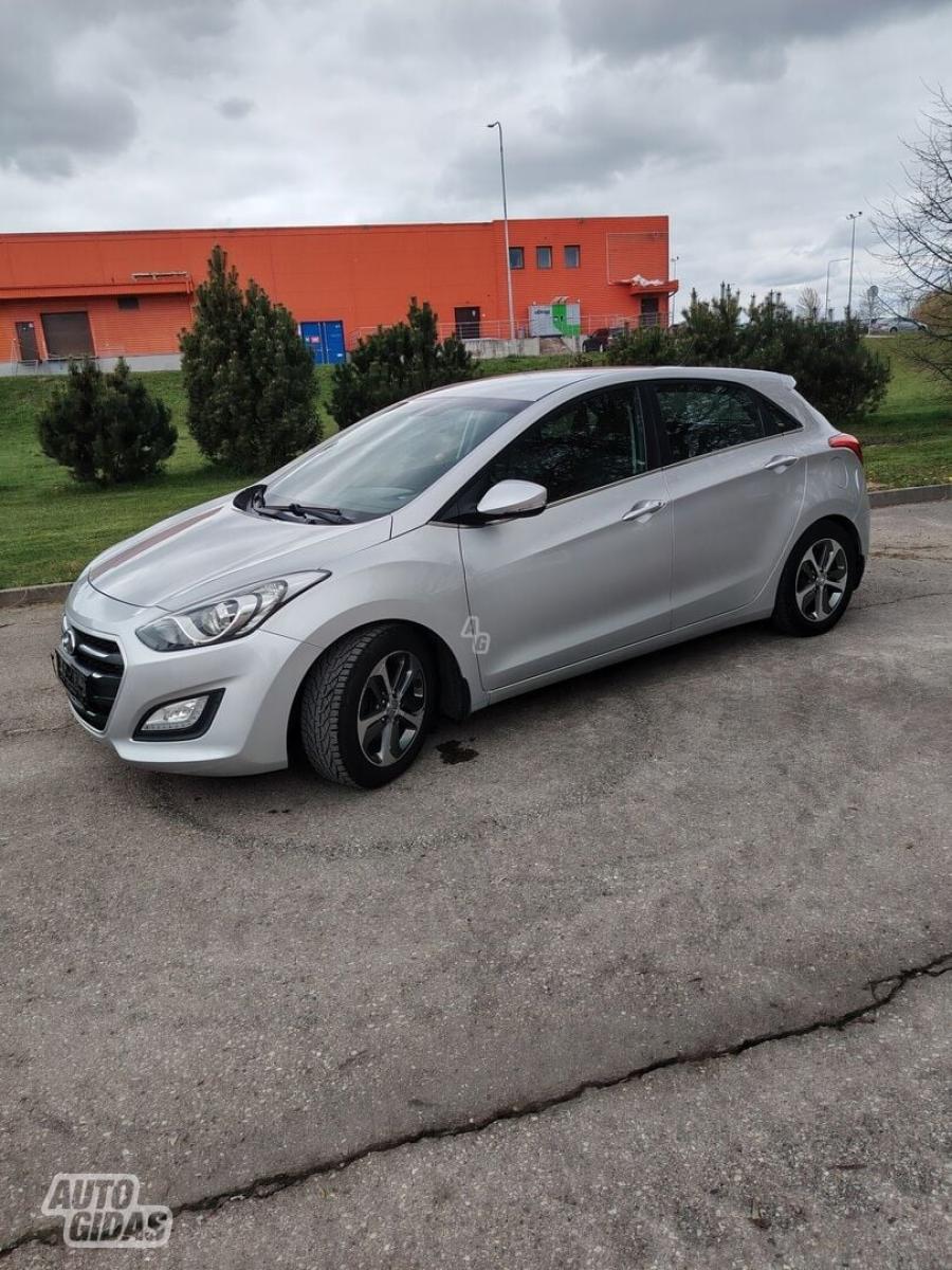 Pelēks Hyundai i30 2016 Ukmergė, ar dzinēja tilpumu 1.60 L un nobraukumu 186 tūkst. km par 4800 €, foto 5 vietnē AUTOMOTO.COM.LV