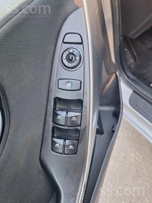 Grey Hyundai i30 2016 in Riga, with an engine capacity of 1.60 L and mileage of 233 thousand km for 4800 €, photo 7 on AUTOMOTO.COM.LV