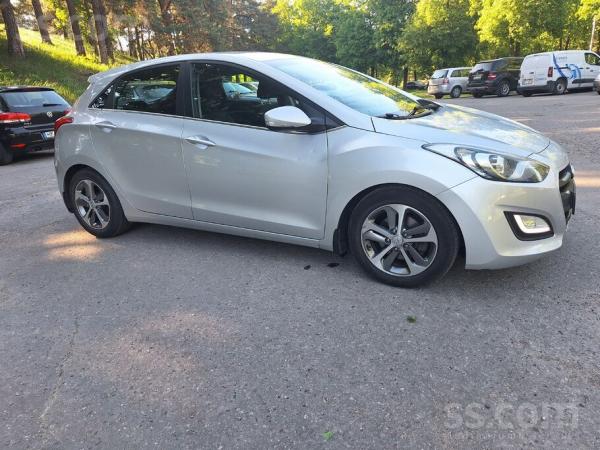 Серый Хендай i30 2016 в Рига, объемом двигателя 1.60 л и пробегом 233 тыс. км за 4500 €, фото 8 на AUTOMOTO.COM.LV