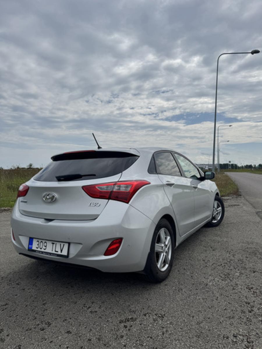 Серый Хендай i30 2016 в Нарва, объемом двигателя 1.40 л и пробегом 165 тыс. км за 5750 €, фото 5 на AUTOMOTO.COM.LV