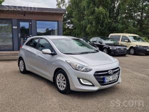 Серый Хендай i30 2017 в Валмиера, объемом двигателя 1.40 л и пробегом 330 тыс. км за 3400 €, фото 5 на AUTOMOTO.COM.LV