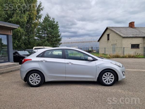 Pelēks Hyundai i30 2017 Valmiera, ar dzinēja tilpumu 1.40 L un nobraukumu 330 tūkst. km par 3400 €, foto 6 vietnē AUTOMOTO.COM.LV