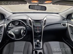 Серый Хендай i30 2017 в Валмиера, объемом двигателя 1.40 л и пробегом 330 тыс. км за 3400 €, фото 16 на AUTOMOTO.COM.LV
