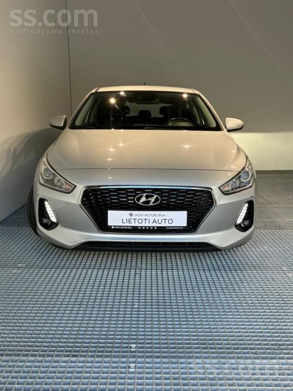 Grey Hyundai i30 2018 in Riga, with an engine capacity of 1.40 L and mileage of 102 thousand km for 6490 €, photo 2 on AUTOMOTO.COM.LV