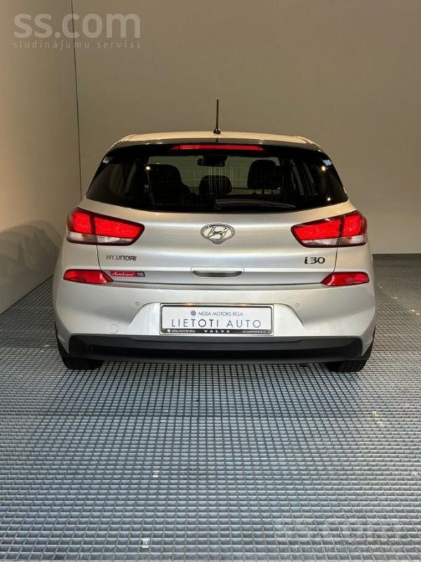 Grey Hyundai i30 2018 in Riga, with an engine capacity of 1.40 L and mileage of 102 thousand km for 6490 €, photo 4 on AUTOMOTO.COM.LV
