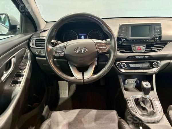 Grey Hyundai i30 2018 in Riga, with an engine capacity of 1.40 L and mileage of 102 thousand km for 6490 €, photo 8 on AUTOMOTO.COM.LV