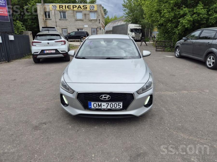 Серый Хендай i30 2018 в Рига, объемом двигателя 1.40 л и пробегом 147 тыс. км за 8490 €, фото 4 на AUTOMOTO.COM.LV