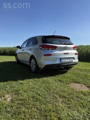 Pelēks Hyundai i30 2018 Jelgava, ar dzinēja tilpumu 1.60 L un nobraukumu 158 tūkst. km par 6850 €, foto 5 vietnē AUTOMOTO.COM.LV
