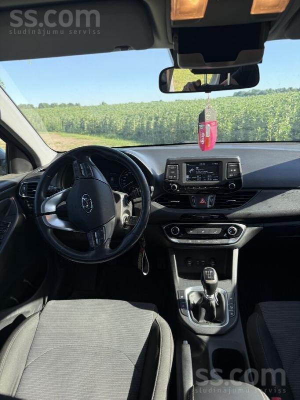 Серый Хендай i30 2018 в Елгава, объемом двигателя 1.60 л и пробегом 158 тыс. км за 6850 €, фото 6 на AUTOMOTO.COM.LV