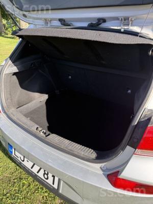 Pelēks Hyundai i30 2018 Jelgava, ar dzinēja tilpumu 1.60 L un nobraukumu 158 tūkst. km par 6850 €, foto 10 vietnē AUTOMOTO.COM.LV