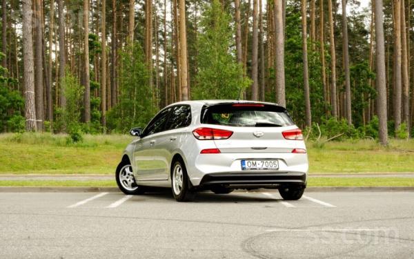 Grey Hyundai i30 2018 in Riga, with an engine capacity of 1.40 L and mileage of 147 thousand km for 7590 €, photo 8 on AUTOMOTO.COM.LV
