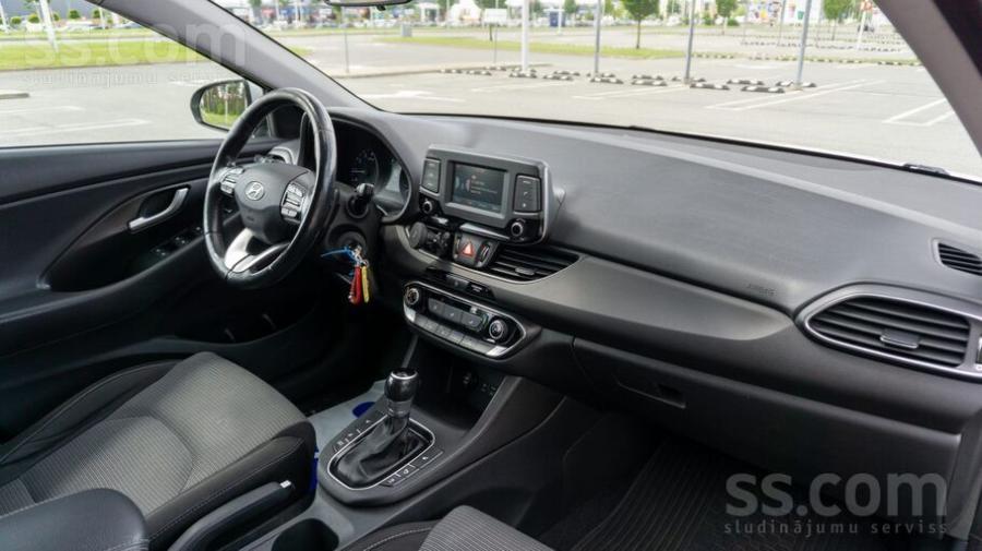 Серый Хендай i30 2018 в Рига, объемом двигателя 1.40 л и пробегом 147 тыс. км за 7590 €, фото 12 на AUTOMOTO.COM.LV