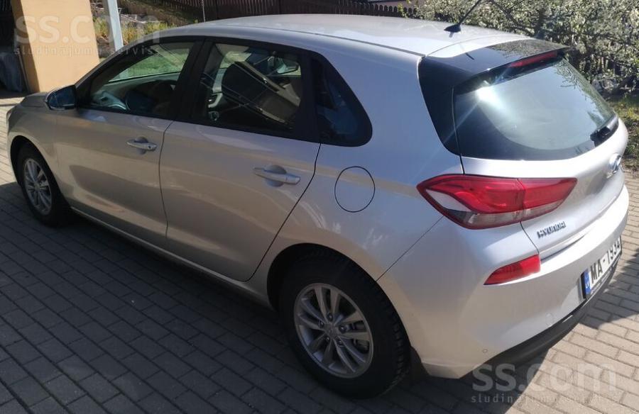 Grey Hyundai i30 2018 in Riga, with an engine capacity of 1.40 L and mileage of 11 thousand km for 10500 €, photo 7 on AUTOMOTO.COM.LV