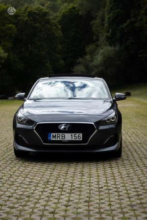 Pelēks Hyundai i30 2018 Viļņa, ar dzinēja tilpumu 1.35 L un nobraukumu 95 tūkst. km par 11500 €, foto 5 vietnē AUTOMOTO.COM.LV