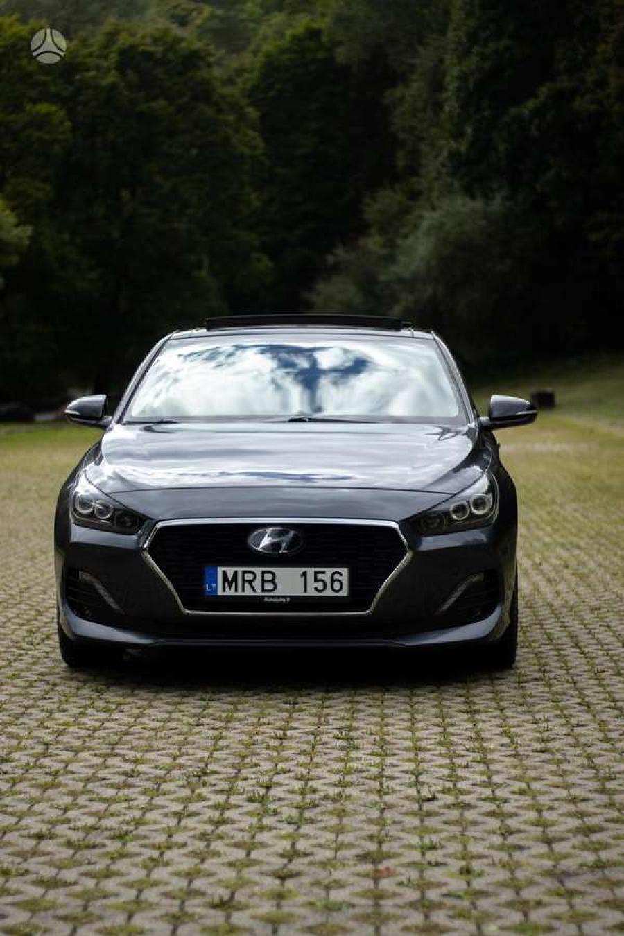 Pelēks Hyundai i30 2018 Viļņa, ar dzinēja tilpumu 1.35 L un nobraukumu 95 tūkst. km par 11500 €, foto 5 vietnē AUTOMOTO.COM.LV