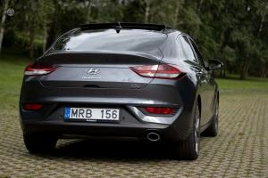 Pelēks Hyundai i30 2018 Viļņa, ar dzinēja tilpumu 1.35 L un nobraukumu 95 tūkst. km par 11500 €, foto 6 vietnē AUTOMOTO.COM.LV