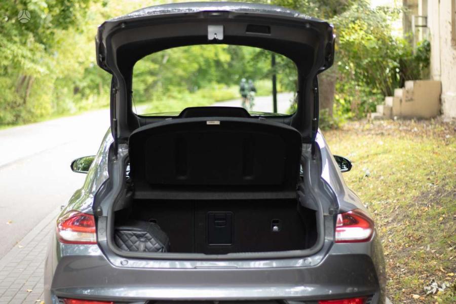 Pelēks Hyundai i30 2018 Viļņa, ar dzinēja tilpumu 1.35 L un nobraukumu 95 tūkst. km par 11500 €, foto 15 vietnē AUTOMOTO.COM.LV